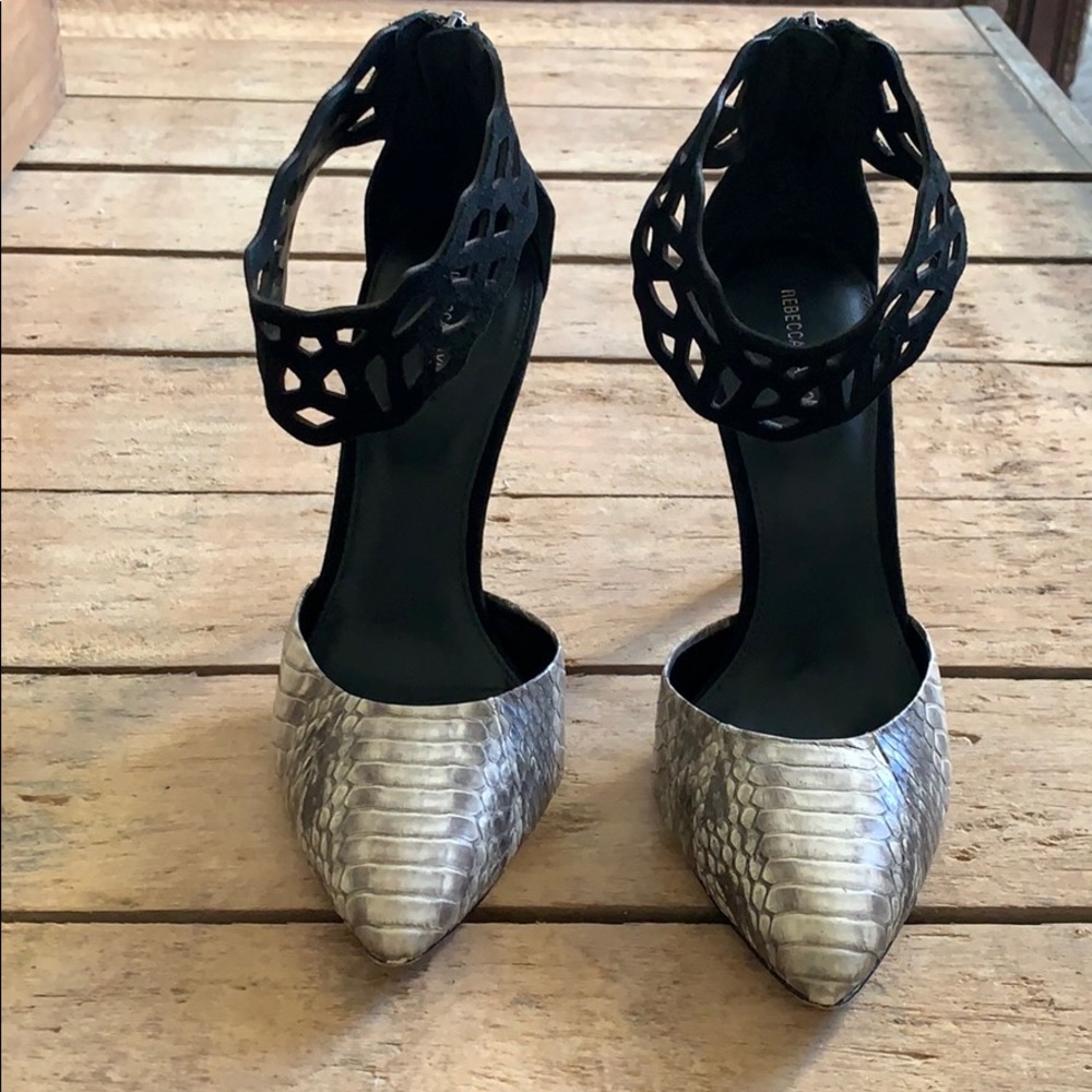 Rebecca Taylor Python Laser Cut Pump Size 7.5 - Gem